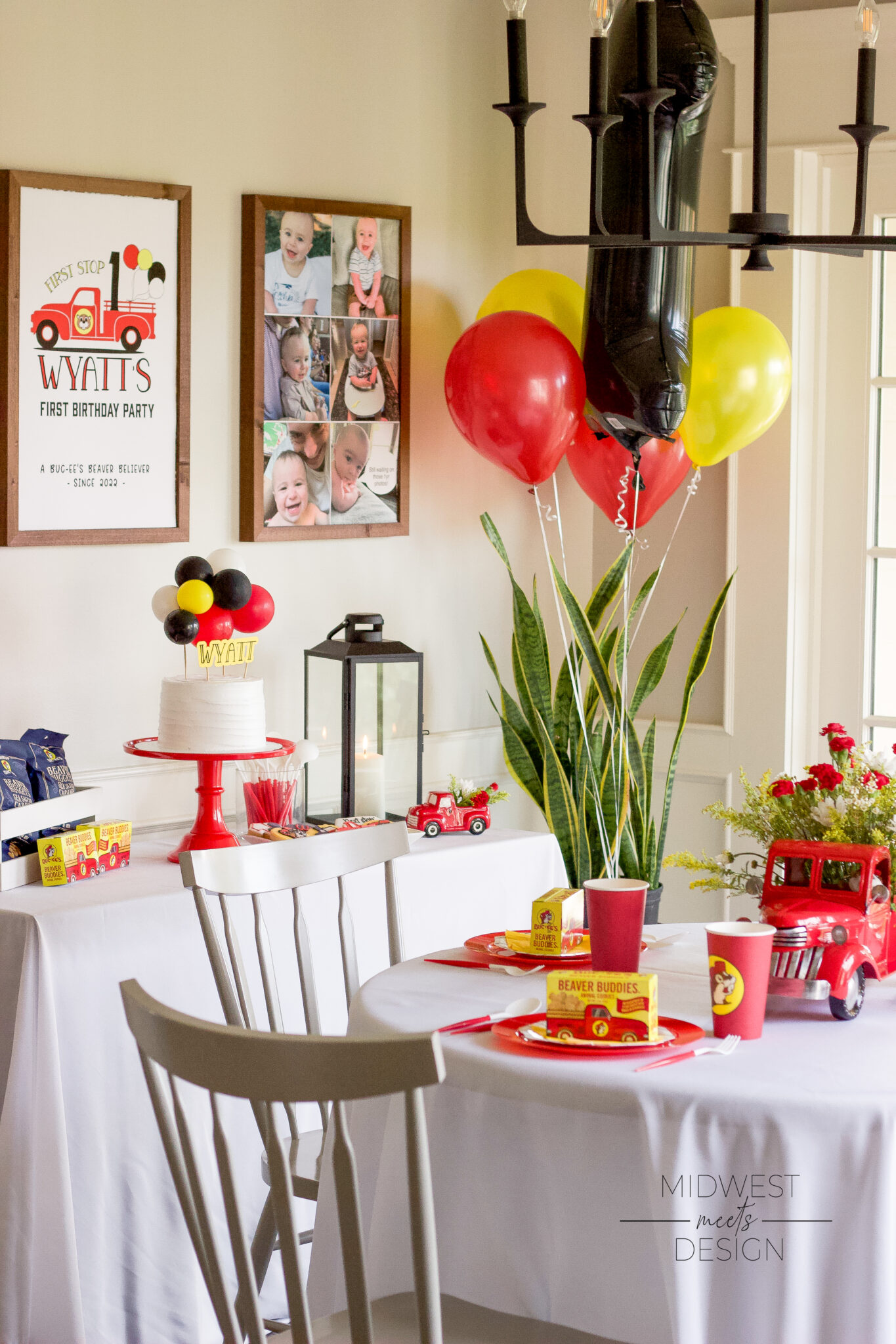 Wyatt's Buc-ee's Themed First Birthday Party - midwestmeetsdesign.com